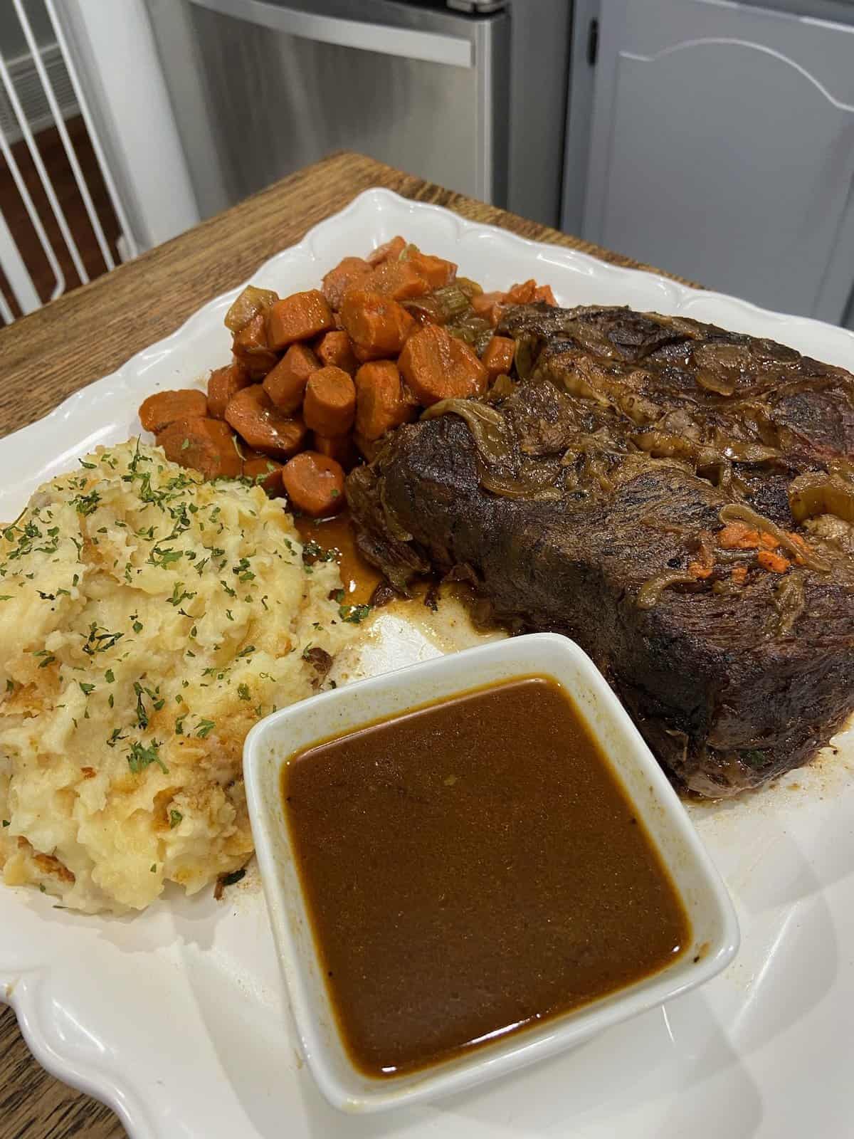 Crockpot Chuck Roast - Cooking in the Midwest