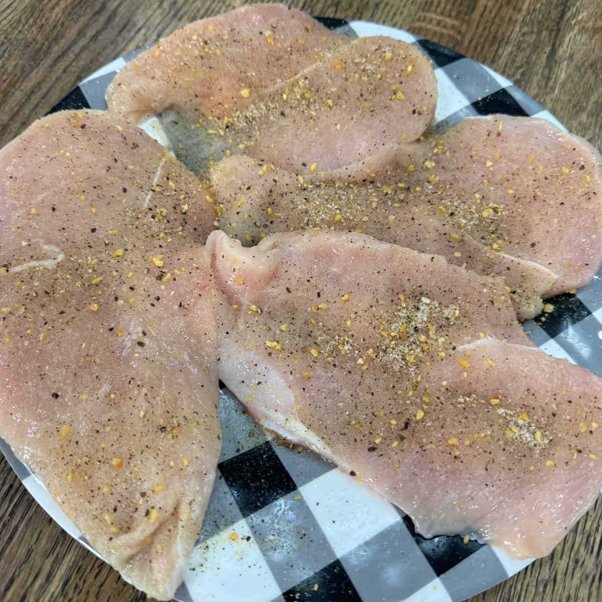 Country Fried Chicken and Gravy - Cooking in the Midwest