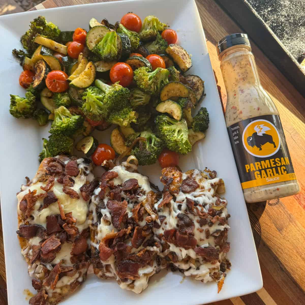 Parmesan Garlic Smothered Chicken - Cooking in the Midwest